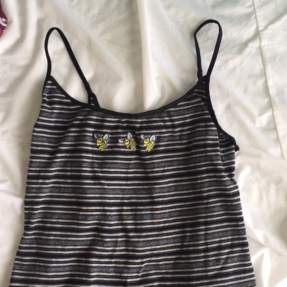 Vintage | Tops | Vintage Bee Tank | Poshmark